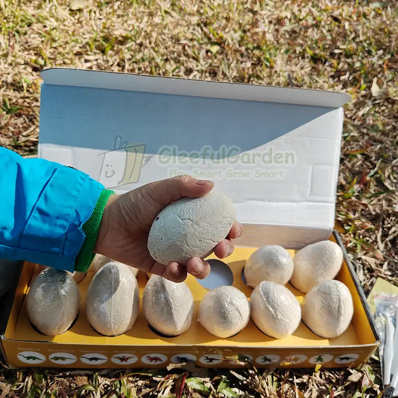 Dig It Up! Dinosaur Egg Dig Kit with 12 Realistic Eggs